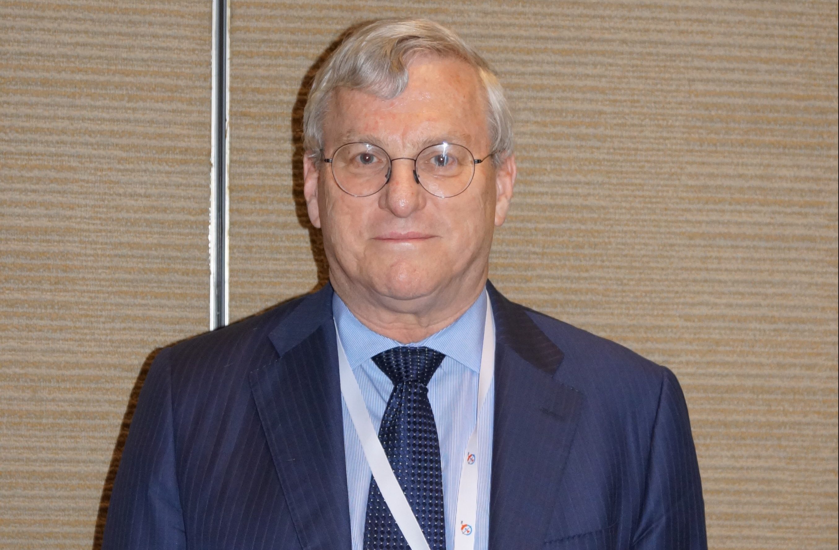 Integration of geospatial technologies in 4IR: Engage the challenges of ...