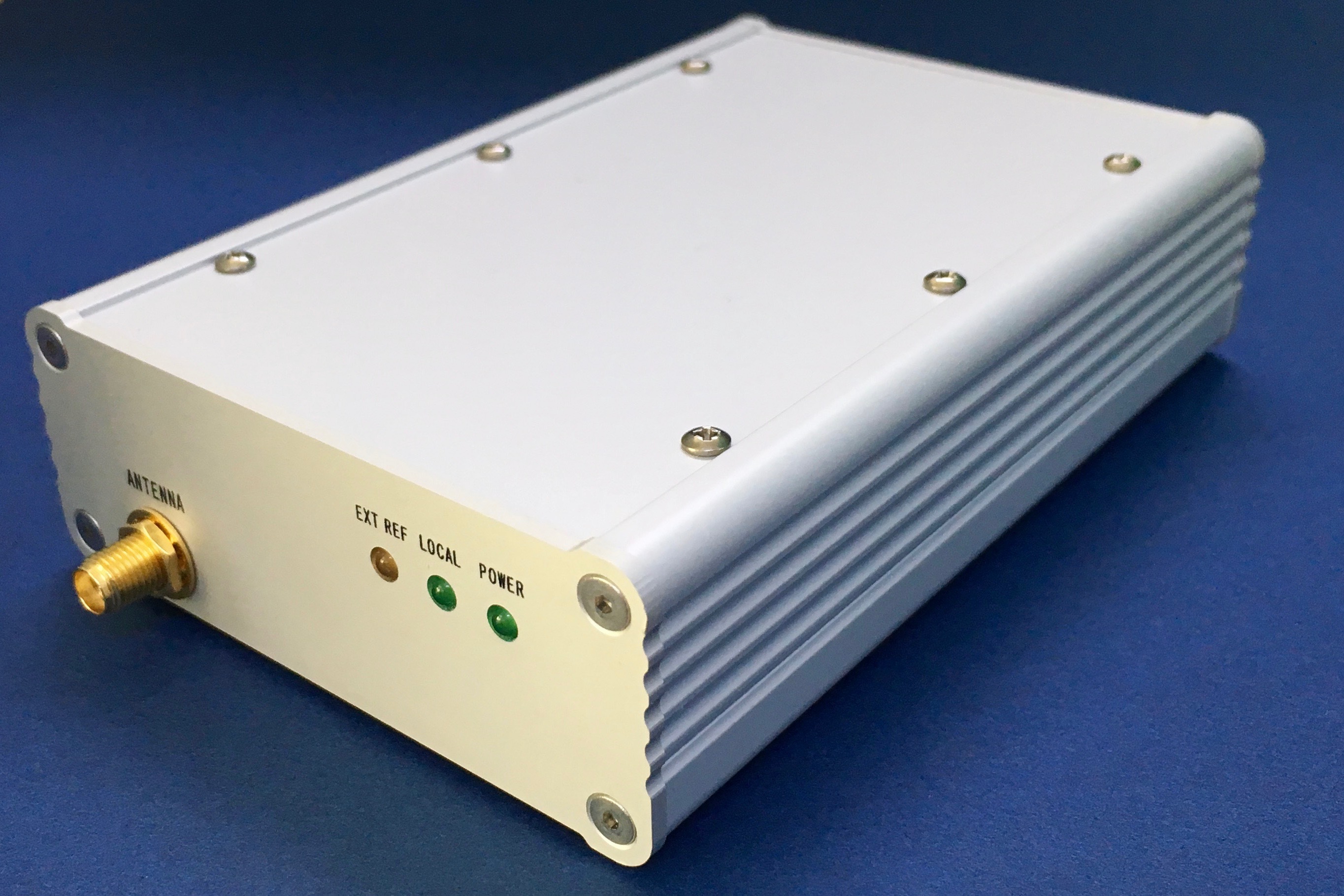 Lighthouse develops a 4 frequency band input front-end processor for GNSS