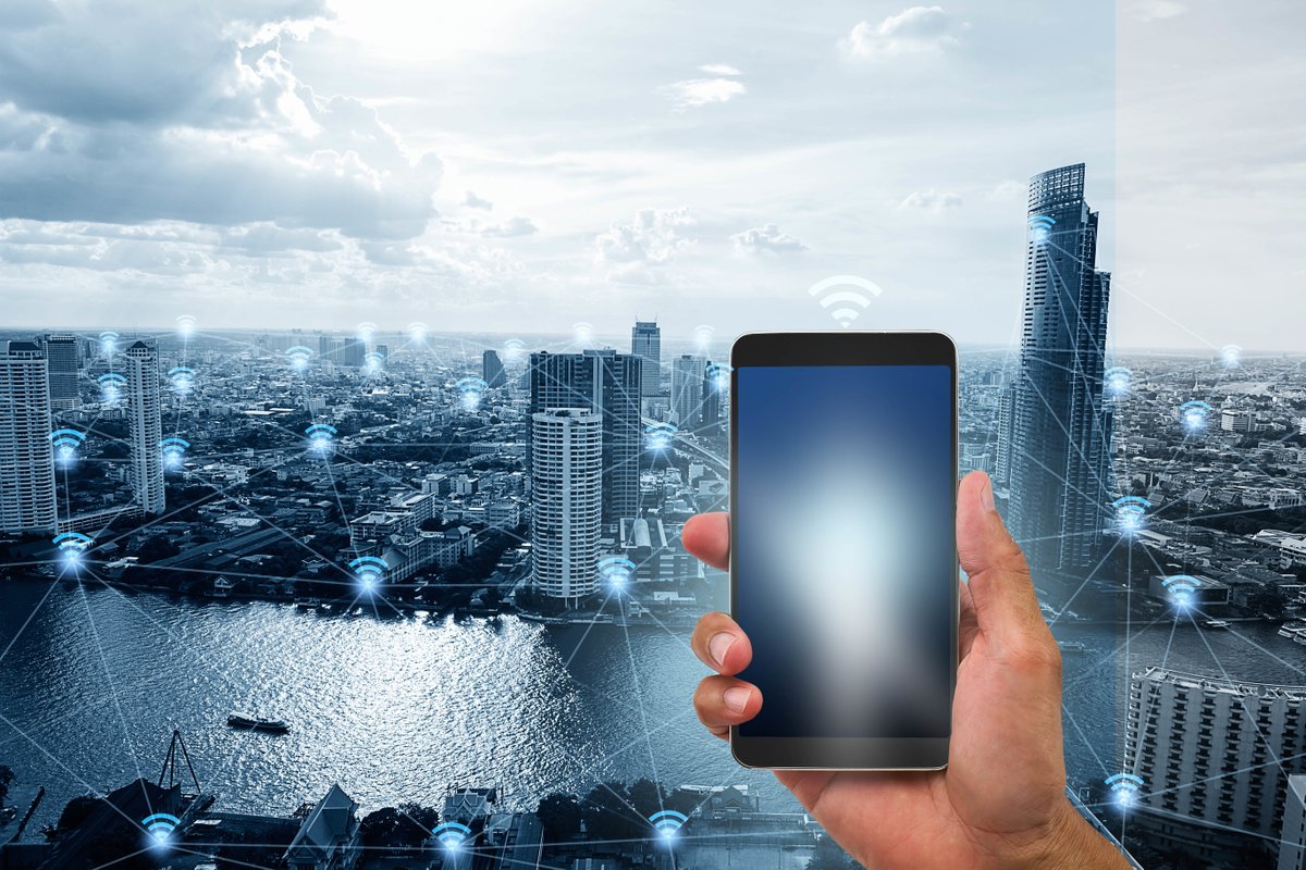 User Data Transparency to Boost Location Services and Analytics