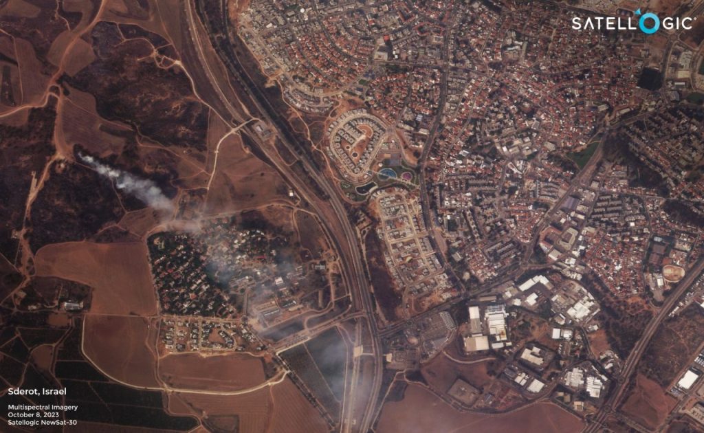 Satellite Images Show Fire Destruction in Gaza, Israel